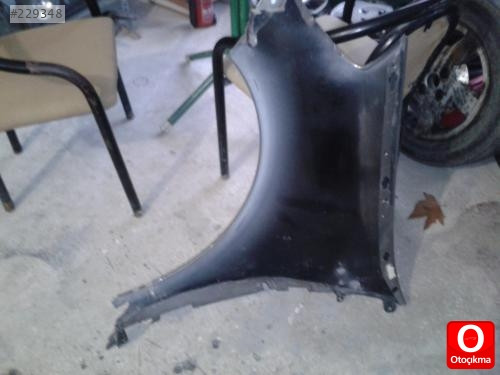 Renault Clio 3 2011 Model Hb Ekstreme 195 Sağ Çamurluk otocikma.comda ...