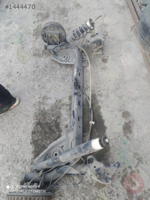 RENAULT CLİO 4 CİKMA ARKA DİNGİL ORJİNAL HATASİZ 2016 Çıkma Yedek Parça ...