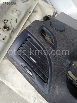 Renault Fluence Sol Üfleme Izgarası otocikma.com' da - 730459