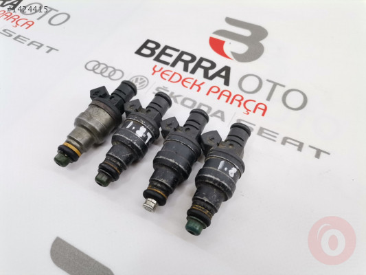 Audi A4 A6 1.8T Benzi̇n Enjektör Takimi 0280150447 Çıkma Yedek ...