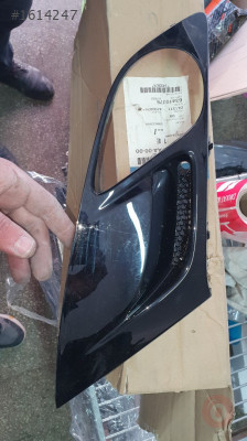 OPEL ZAFIRA SAG SIS KAPAGI 13360780 Çıkma Yedek Parçaları Fiyatları 1614247