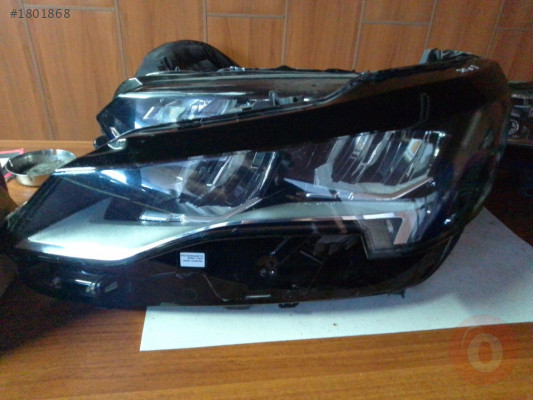 3008 Sol Ön Far Çıkma Yedek Parça Fiyatları otoçıkma.com da - 1801868