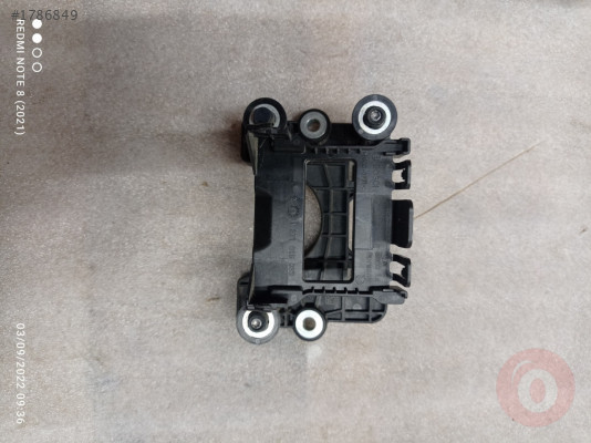 3q0907704a/3q0998561 Radar Sensör Braketi Passat Süperb 2015 otocikma ...