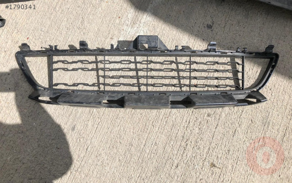 Bmw F32 Lci Ön Tampon Orta Izgara 51118054503 Çıkma Yedek Parçaları ...