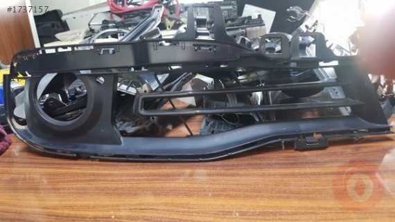 Bmw F30 Sana Sis Far Çerçevesi Çıkma otocikma.com' da - 1737157