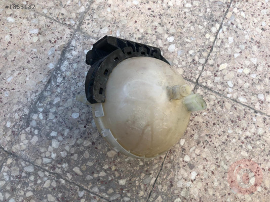 Bmw F30-f20 Radyatör Yedek Su Deposu 17137642158 otocikma.com' da - 1863182