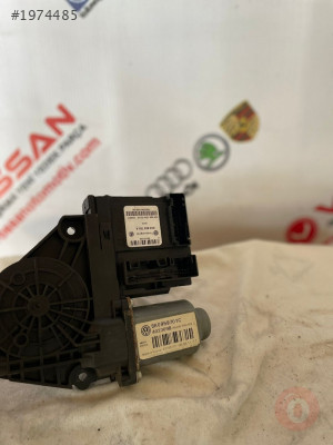 Vw Golf6 Sol Ön Kapı Cam Motoru Çıkma Parça 5K0959702J Çıkma Yedek ...