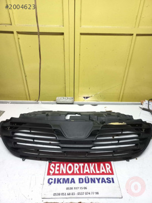 Renault Traffic 3 Orjinal Ön Panjur otocikma.com' da - 2004623