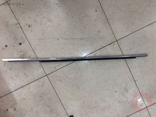 Mercedes C W204 Sağ Ön Kapı Nikelajı A2047251665 otocikma.com' da - 2003256