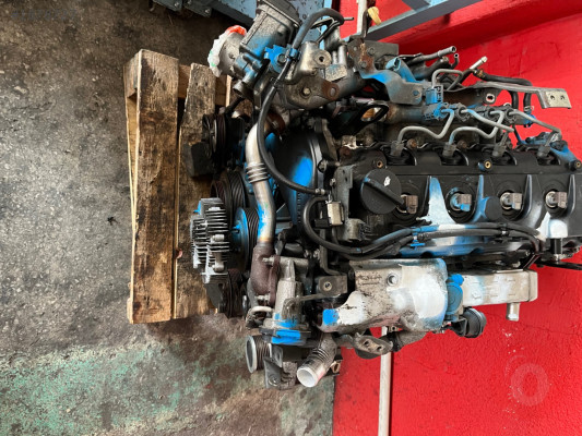 Nissan Navara D40 Euro 5 Komple Motor otocikma.com' da - 1878727