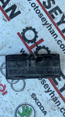 3v0827566 Vw Tiguan Bagaj Kapağı Açma Düğmesi otocikma.com' da - 2112315
