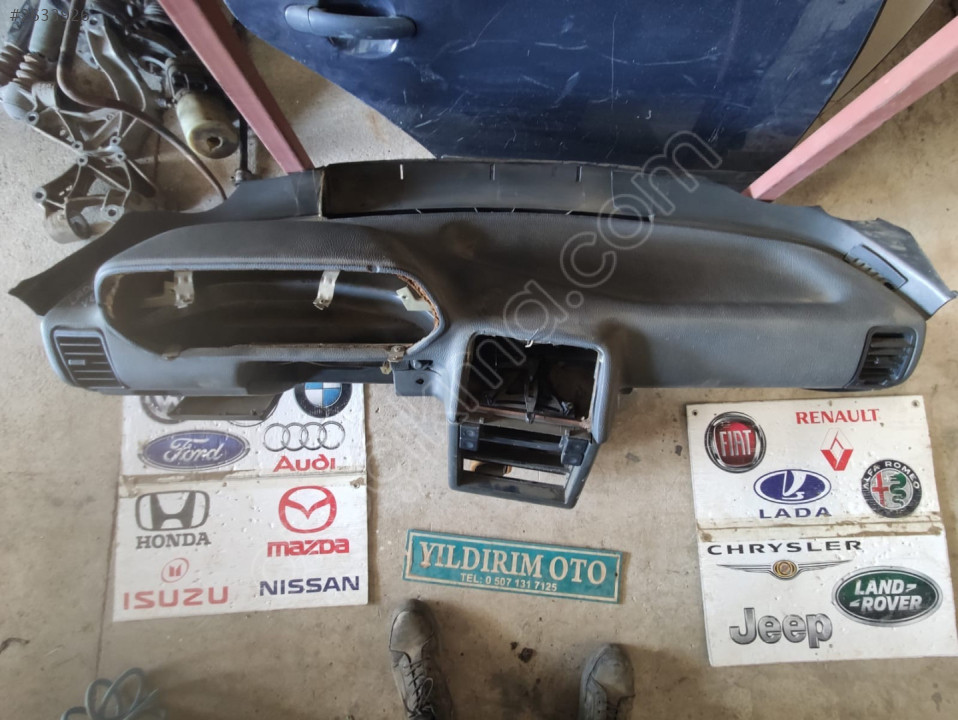 LADA VEGA ÖN GÖĞÜS Çıkma Yedek Parça Fiyatları otoçıkma.com da - 2633926