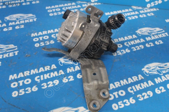 A0005000801 Mercedes Su Pompası otocikma.com' da - 2905518