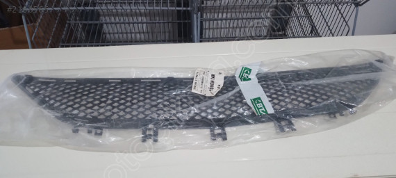 Mercedes E W212 Amg Ön Tampon Orta Izgara 2128850124 otocikma.com' da ...