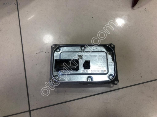 Mercedes E Seri̇ W212 Led Far Beyni̇ 2129005424 2521521 otocikma.comda
