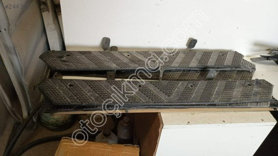 Mercedes Actros Orta Basamak Plastiği otocikma.com' da - 2443657