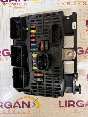 9657718780 Bsm-l06-00 Peugeot 307 Cıtroen C4 C5 Sigorta Kutusu otocikma ...