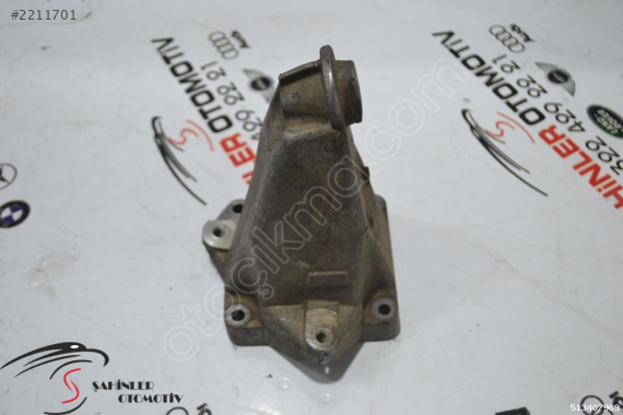 Mercedes C Serisi A204 W204 Motor Kulağı A2712231904 otocikma.com' da ...