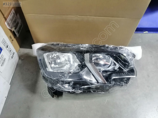 Peugeot Rifter Partner Sağ Far Sıfır Psa Valeo 9816826880 otocikma.com ...