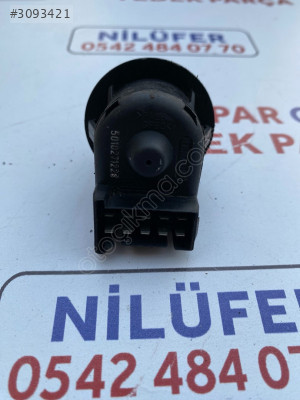 Renault Premium Ayna Ayar Düğmesi Orjinal Çıkma otocikma.com' da - 3093421