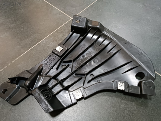 MERCEDES E W213 AMG SAĞ KÜREK BAKALİTİ 2135202600 SY Çıkma Yedek Parça ...