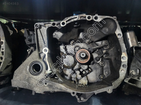 Renault Clio 4 1.2 Benzinli Orjinal Çıkma Şanzıman otocikma.com' da ...