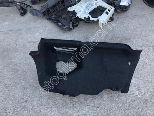 Bmw M3 G20 G21 Sağ Bagaj Kaplama Halısı 51477438300 otocikma.com' da ...