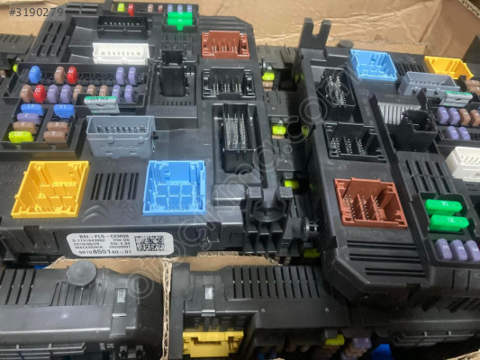 9819851480-el5 Peugeot 3008 Citroen C4 Bsi Sigorta Kutusu otocikma.com ...