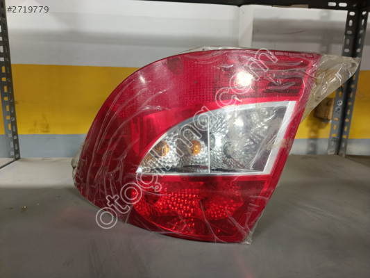 Renault Symbol Thalia Sağ Arka Stop Oem 8200700047 otocikma.com' da ...