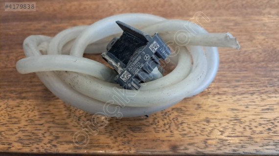 Mercedes Benz W213 Darbe Sensörü A2139055513 otocikma.com' da - 4179838