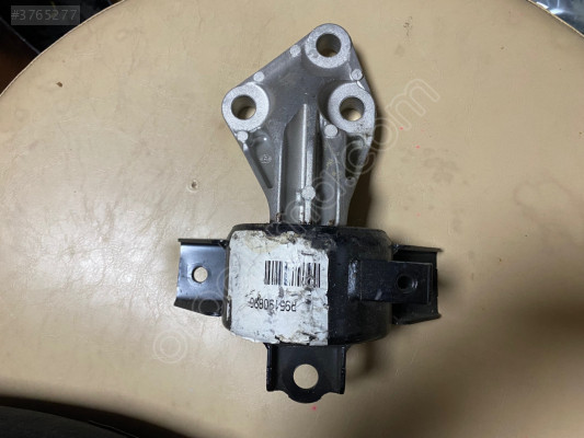 Chevrolet Aveo T300 Benzinli Sol Üst Motor Kulağı 95190896 otocikma.com ...