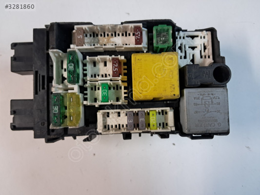 Citroen C4 Sigorta Kutusu otocikma.com' da - 3281860