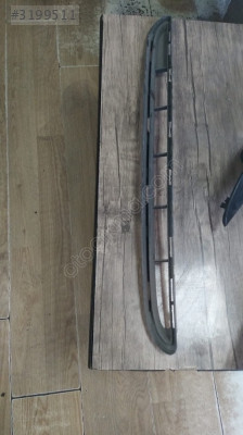 Renault Clio 3 Ön Tampon Izgarası otocikma.com' da - 3199511