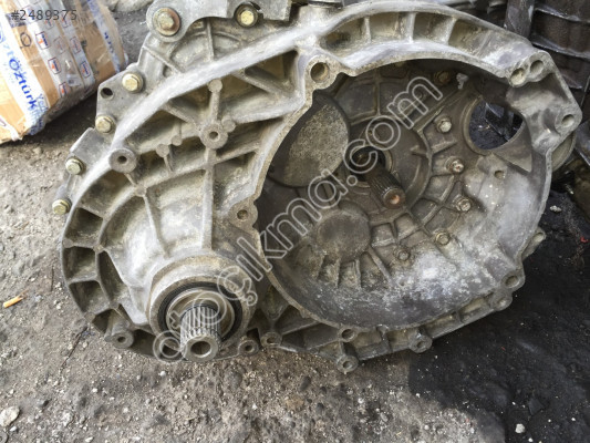 Volkswagen Transporter T5 2.5tdi Şanzıman otocikma.com' da - 2489375