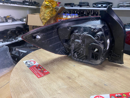 Reneult Symbol Sağ Arka Stop otocikma.com' da - 2852489